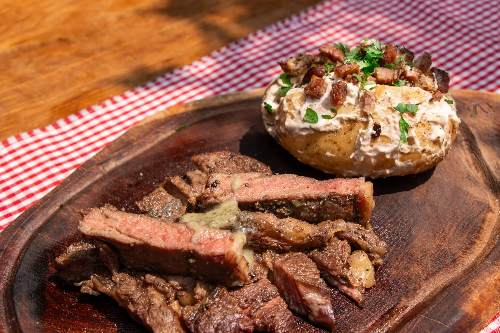 Ribe eye a la parrilla | Receta fácil de Rib eye a la mantequilla