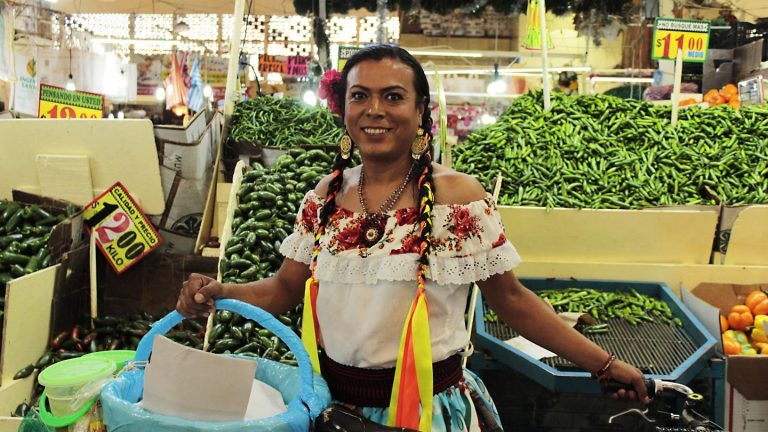 Marven: la muxe que ha conquistado la CDMX con sus tacos de canasta ...