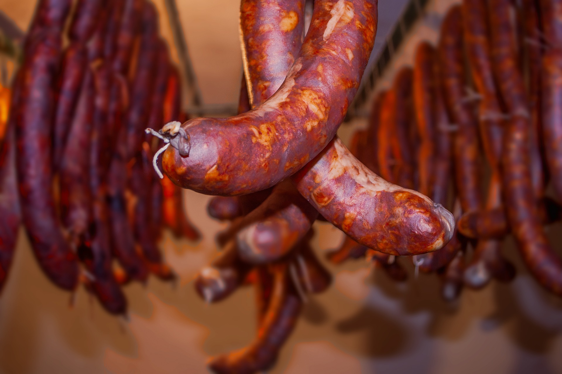 El peligro y las ventajas de consumir embutidos en la dieta keto ¿Qué ...