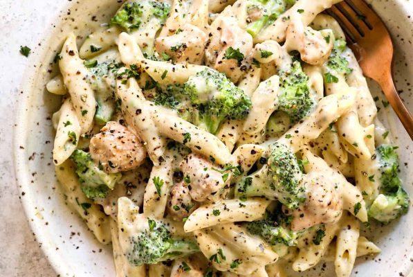 Simple y delicioso: 6 recetas de pasta con pollo para cualquier día