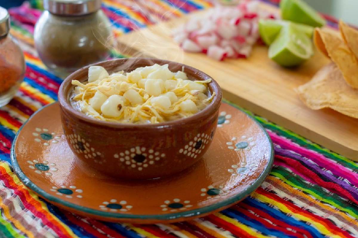 Consejos prácticos para no dejar morir ese pozole patriótico