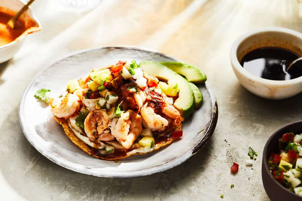 Tostada Cachoreada: del mar a tu boca, una receta de mariscos llena de ...