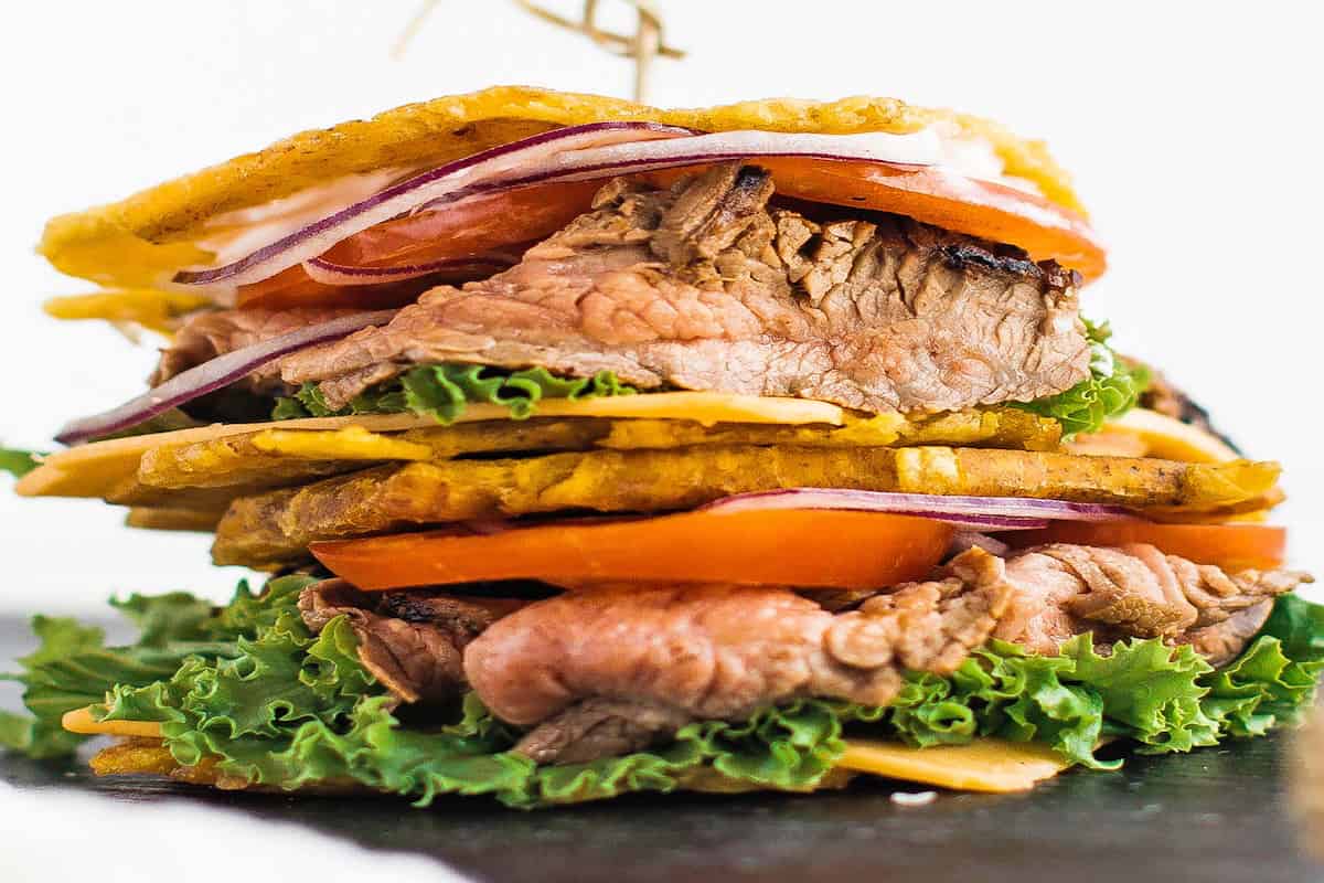 Jibarito, el sándwich de plátano con todo el sabor de Puerto Rico