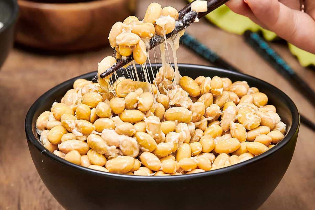 Qué es el natto, super alimento japonés que aparece en la serie Shogun ...