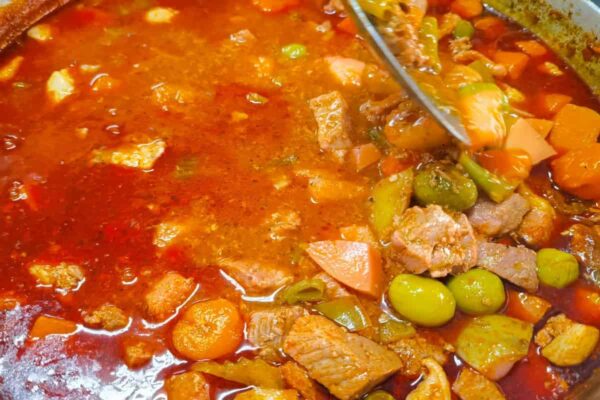 Cómo preparar barbacoa de puerco estilo Sinaloa para fiestas