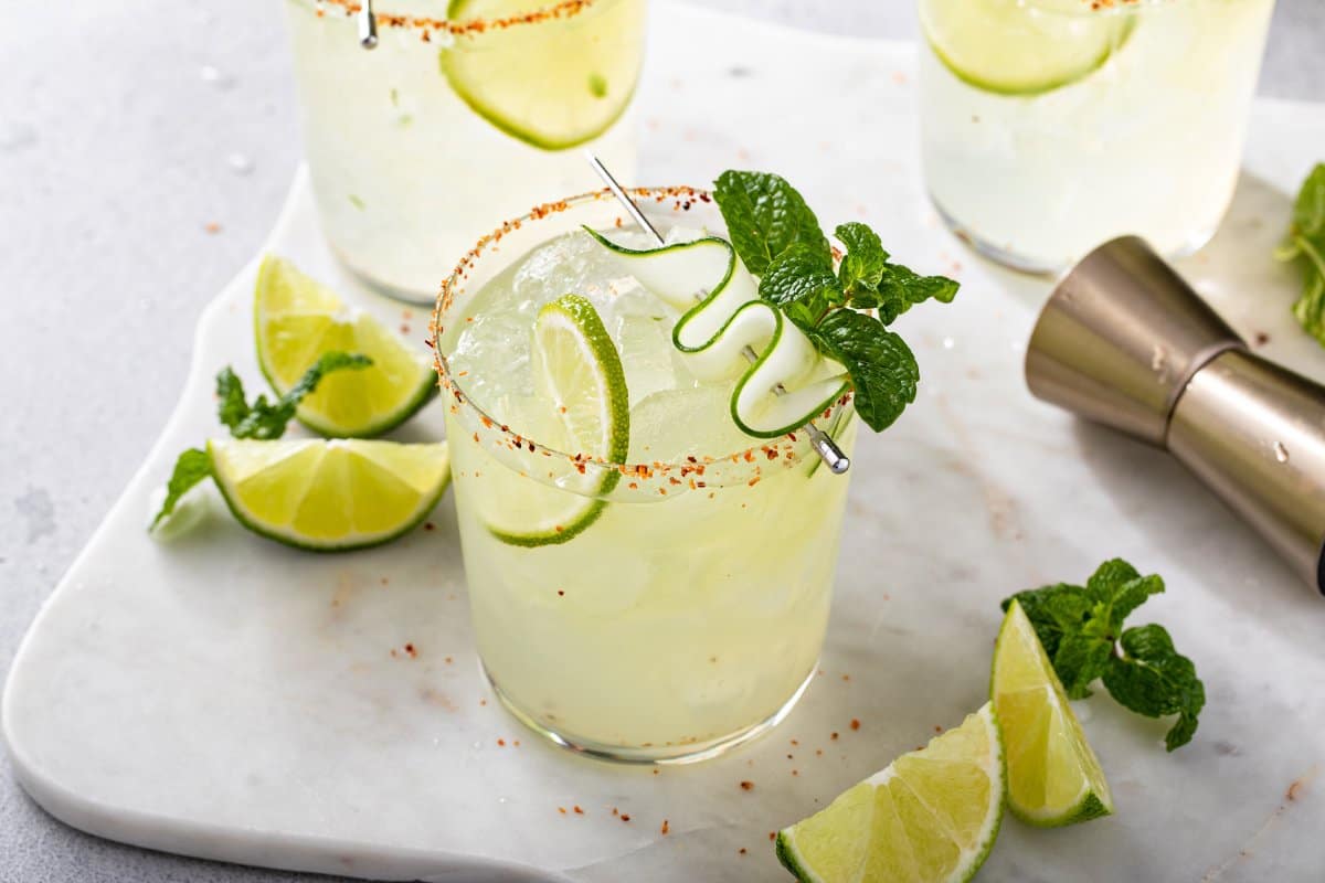 3 Bebidas Preparadas Con Mezcal Para Sorprender Tu Paladar
