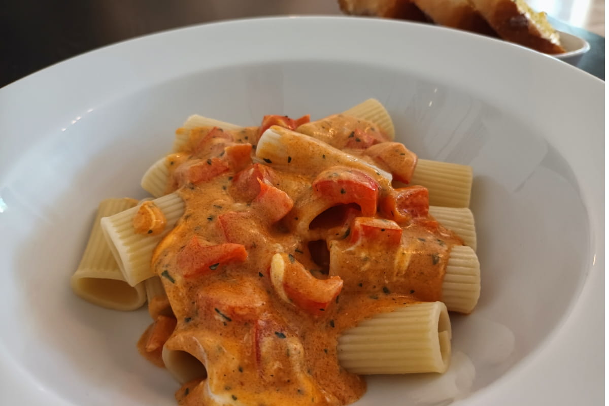 El chile morron es un ingrediente versátil que podemos preparar en ...