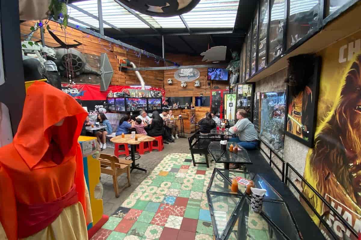 5 restaurantes temáticos que te harán sentir en Springfield, Hogwarts y ...