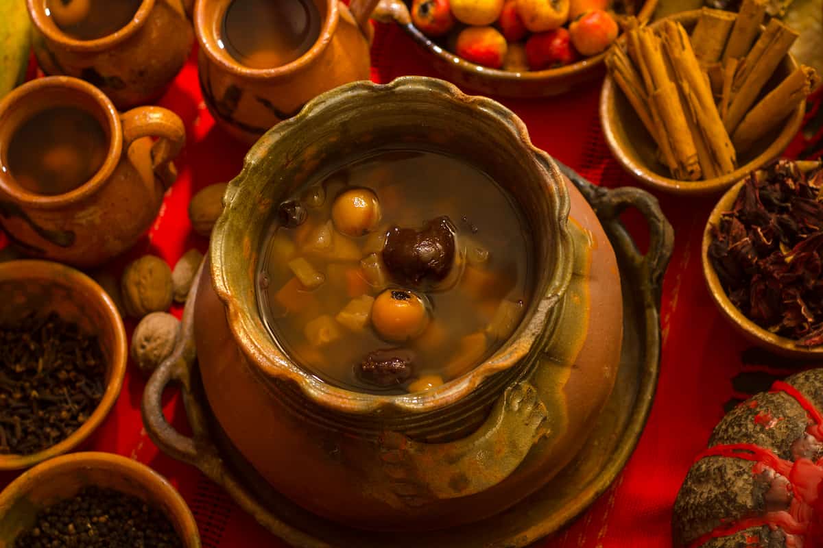 ¡Arma la posada! Te decimos cómo hacer 10 litros de ponche navideño ...