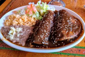 Conoce la comida típica de Colima: Desde el pozole seco, la pepena y ...
