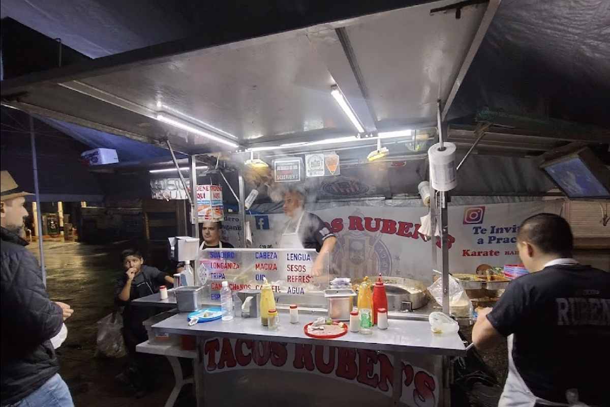 Tacos Ruben’s cierra por amenazas, la taquería apareció en Netflix
