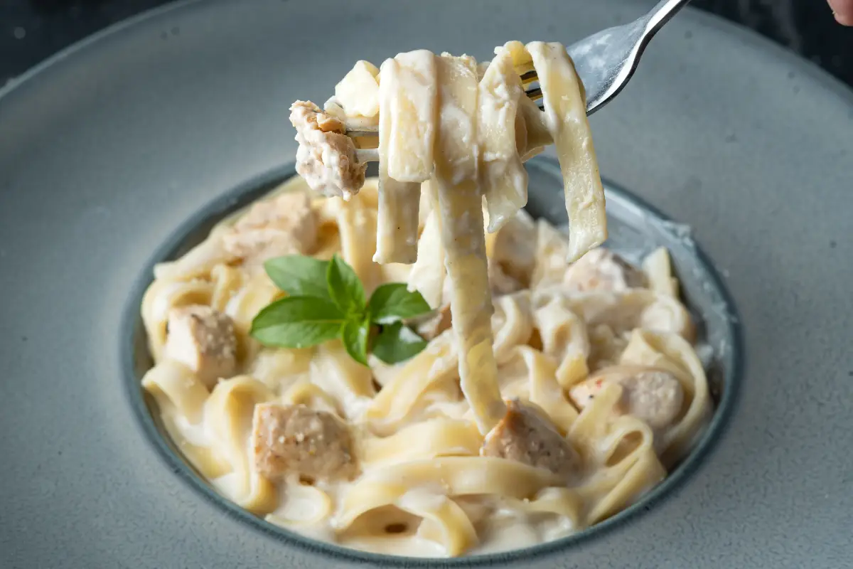 5 platillos “italianos” que en México adaptamos diferente (y cómo se ...